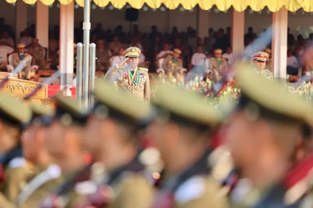 ၂၀၂၅ မတ် ၂၀ ရက် ဘီဘီစီသတင်းများတိုက်ရိုက်တင်ဆက်မှု ဆုံးရှုံးနယ်မြေတွေရအောင်ပြန်တိုက်ဖို့ စစ်ခေ