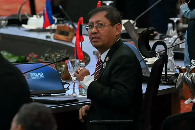 ၂၀၂၅ မေ ၂၇ ရက် ဘီဘီစီသတင်းများတိုက်ရိုက်တင်ဆက်မှု အာဆီယံရဲ့ မြန်မာ့အ‌ရေးဖြေရှင်းမှုမှာ တိုးတက