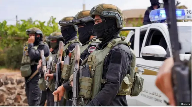 Xoogaa degganaan ah oo laga dareemayo koofurta Suuriya - BBC News Somali