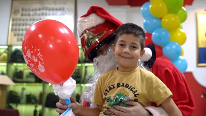 Da li su irvasi Deda Mraza mužjaci ili ženke - BBC News na srpskom