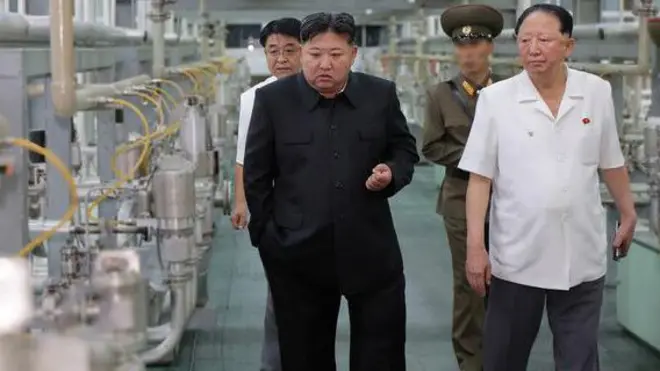 우크라이나, '러시아가 대륙간탄도미사일 발사' 주장...ICBM이란? - BBC News 코리아