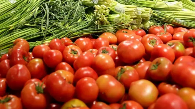 Ketika pemerintah menyalahgunakan kekuasaan darurat ketika pandemi Covid-19 - BBC News Indonesia