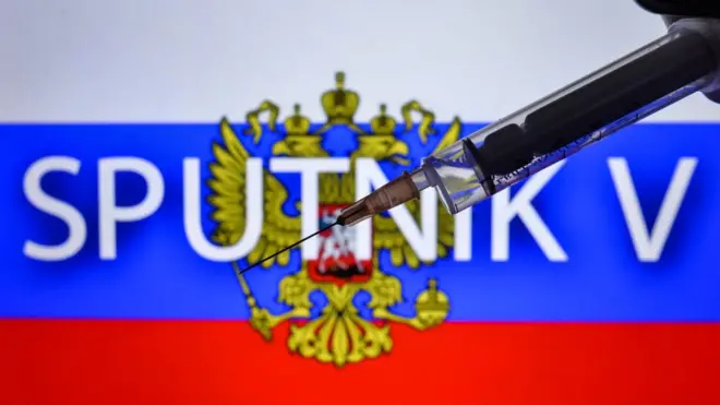 Sputnik V: la arriesgada carrera de obstáculos de Rusia para vacunar ...