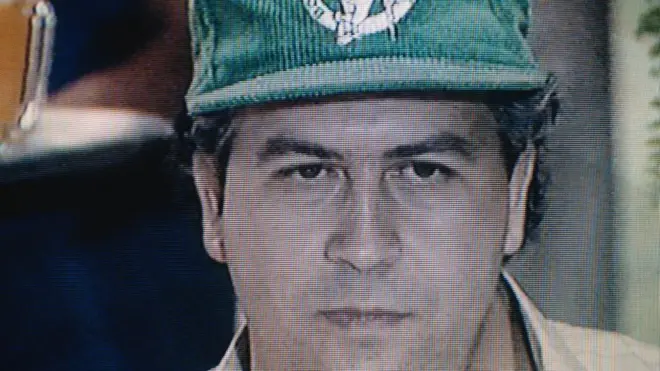 Pablo Escobar La Poco Conocida Historia Del Mercenario Escocés