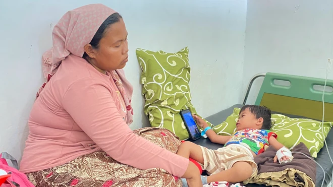 Tragedi Stadion Kanjuruhan: Menit-menit mematikan, ‘jeritan, tergeletak pingsan, tak bernyawa ...