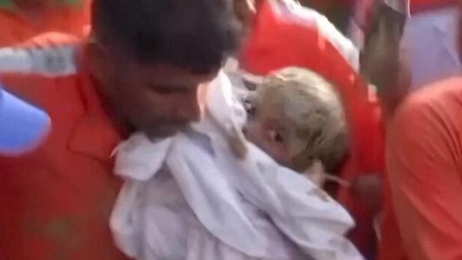 طفلة تتسبب في نزاع دبلوماسي بين الهند وألمانيا، فما القصة؟ Bbc News عربي