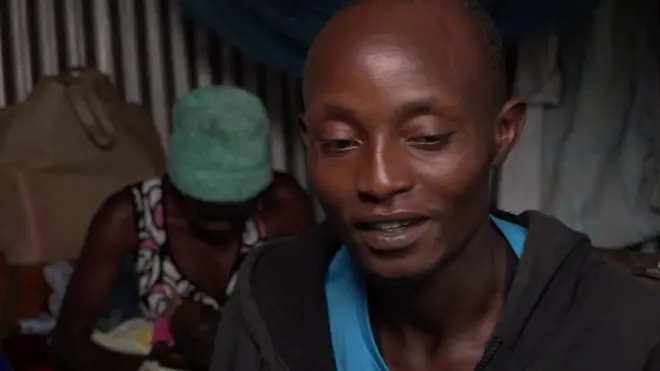 Simba na Yanga: 'Nilizimia baada ya kumuweka mke rehani kwa shabiki wa Simba' - BBC News Swahili