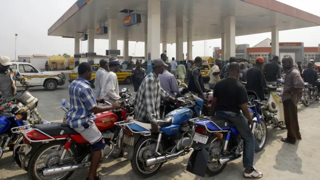Fuel Scarcity for PH: 'Na panic buying dey do pipo' - IPMAN Rivers State - BBC News Pidgin