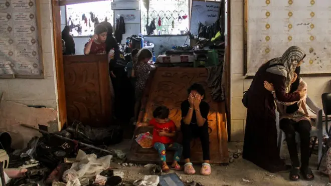 Izrael i Palestinci: Ubijeno najmanje 40 ljudi u napadima na sigurnu zonu Gaze - BBC News na srpskom