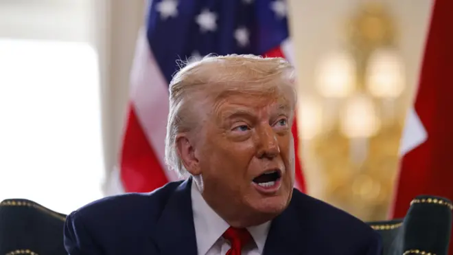 Tramp premešta nuklearne podmornice posle komentara Medvedeva - BBC News na srpskom