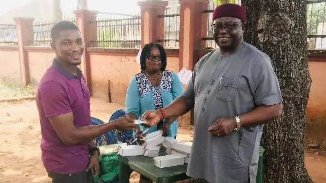 Mwakpo ụlọọrụ Inec agaghị egbochi ntuliaka n'Ọwụwa Anyanwụ - INEC Enugwu - BBC News Ìgbò