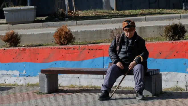 Kosovo: Završen popis, prvi put pitanja i o 'ratnoj odšteti' - BBC News ...