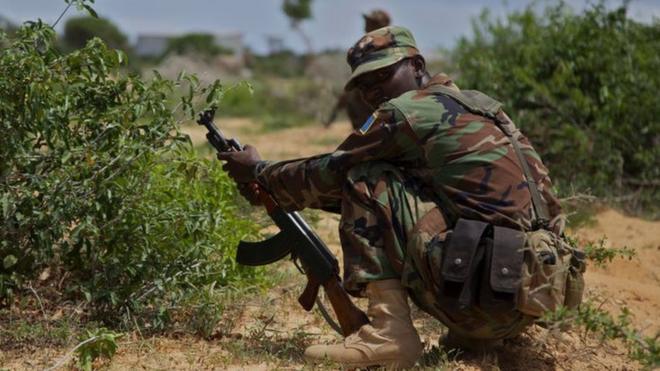 Maxaa laga yiri dagaalka Shabaab iyo dowladda ku dhexmaray Hiiraan? - BBC News Somali