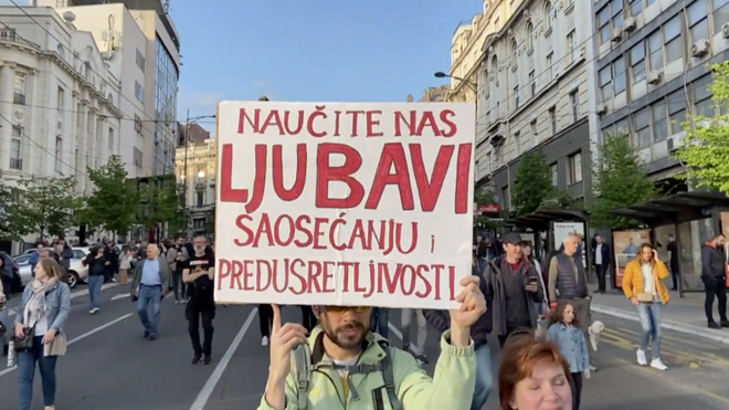 Protesti u Srbiji: Šetnja protiv nasilja u centru Beograda i blokada ...