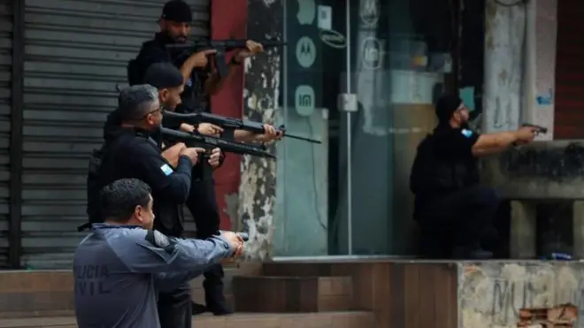 Comando Vermelho e PCC: o Brasil está à beira de se tornar um ...