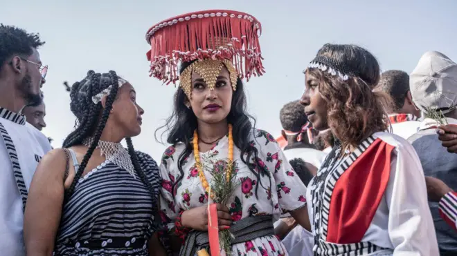 Hojii Online'tiin akkamiin maallaqa argachuun danda'ama? Dargaggeessi ...