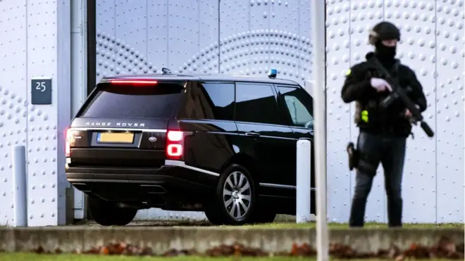 Küresel kokain ticaretinin önemli baronlarından Ridouan Taghi ömür boyu hapis cezasına ...