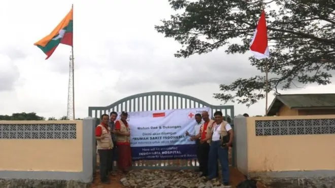 Saling bunuh, saling bakar sampai... ’sayang kamu semua’: Mantan tentara anak Islam dan Kristen ...