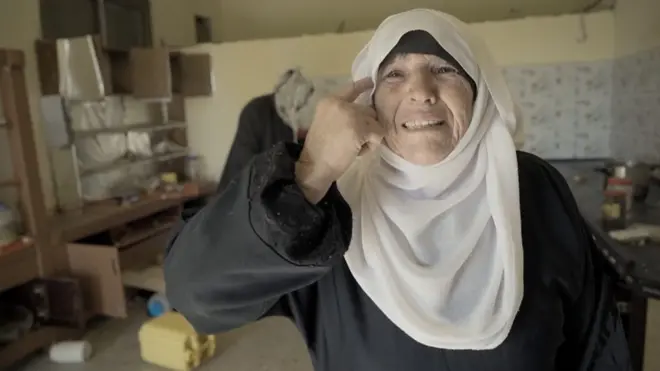 Izrael i Palestinci: Potraga žene izraelskog taoca za odgovorima - „Najteže je kad ne znaš da li ...