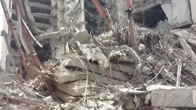 منجم خراسان في إيران وقوع انفجار في منجم فحم يسفر عن عشرات القتلى