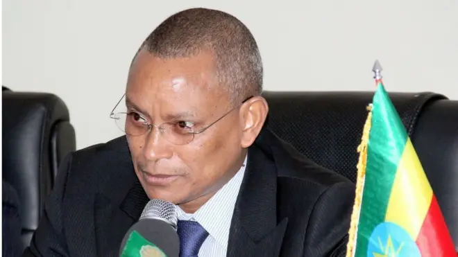 Pirezidaantiin Naannoo Amaaraa xalayaa galfachuu fi muudama adda addaa ...