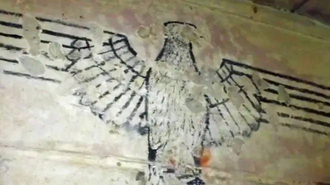 Águilas, esvásticas y bustos de Hitler: la inquietante colección de ...