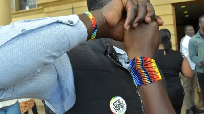 Albert Nabonibo: Msanii wa muziki wa kiinjili aliyekiri kushiriki ...