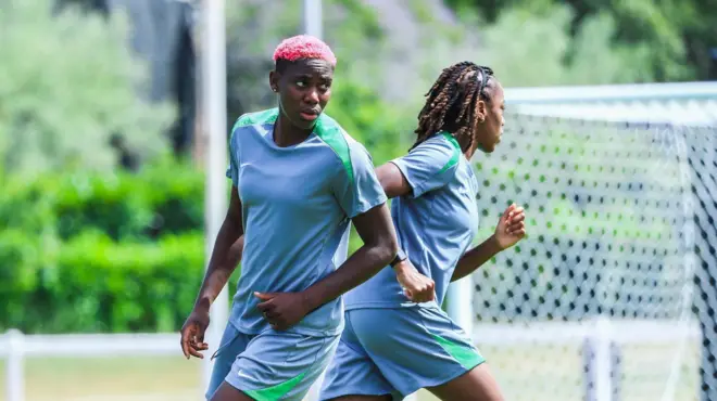 Ọba ìlú Oyotunji, Ọba Adefunmi II jáde láyé - BBC News Yorùbá