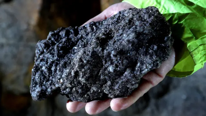 El plan del gobierno de Trump para explotar minerales de tierras raras en EE.UU. y contrarrestar ...