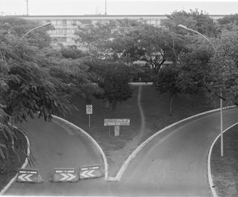 'Linhas de desejo': os caminhos inventados por pedestres na cidade ...