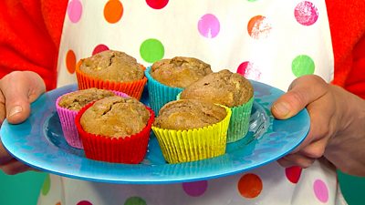 Chocolate Brownies - CBeebies - BBC