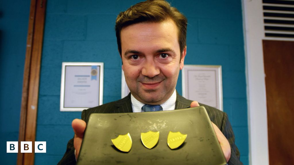 4 O'Clock Club Rap: Have to Make a Choice - CBBC