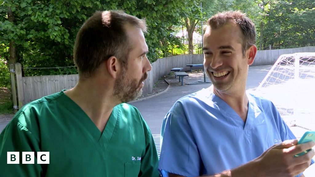 How does hearing work? - CBBC