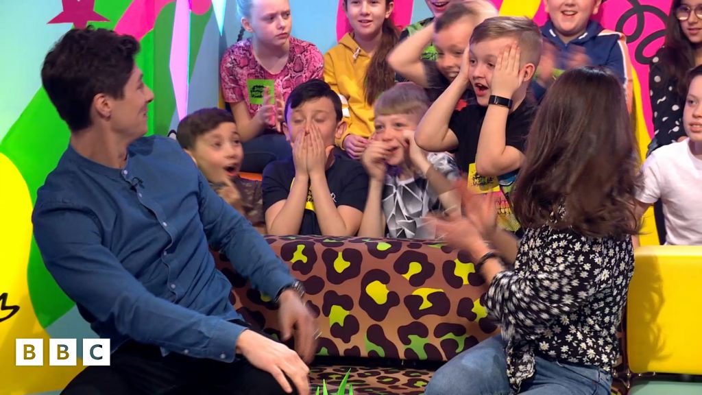 An amazing magic trick by Ben Hanlin! - CBBC