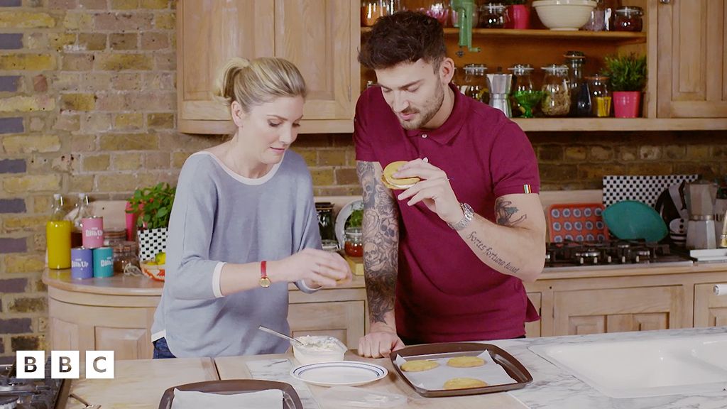 Ask Lisa Faulkner and Jake Quickenden - CBBC