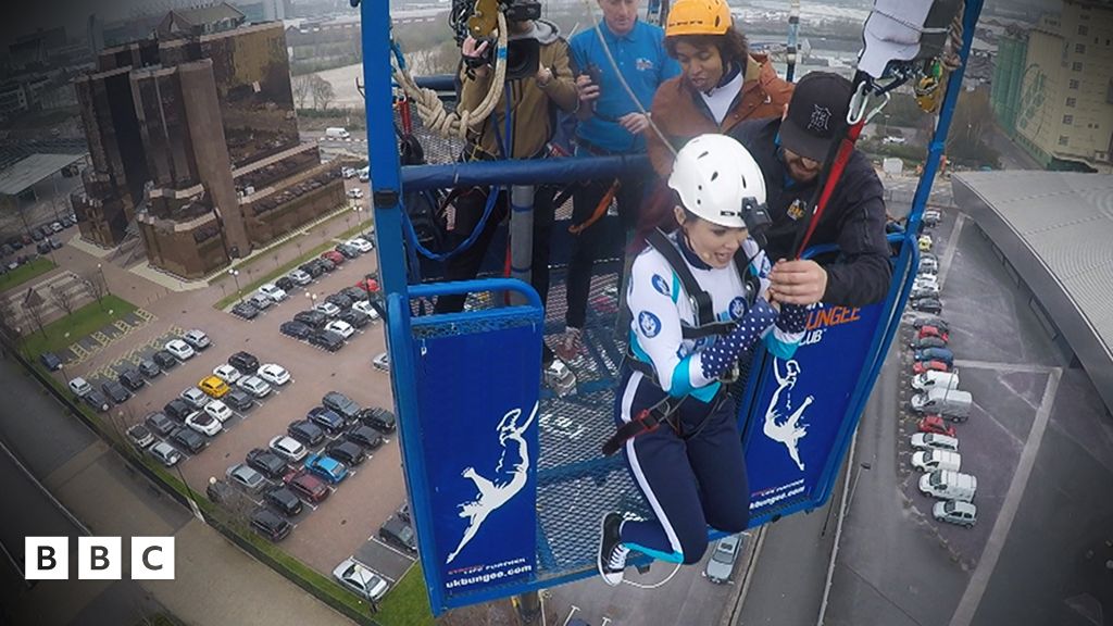 Zipwire challenge: Behind the scenes - CBBC