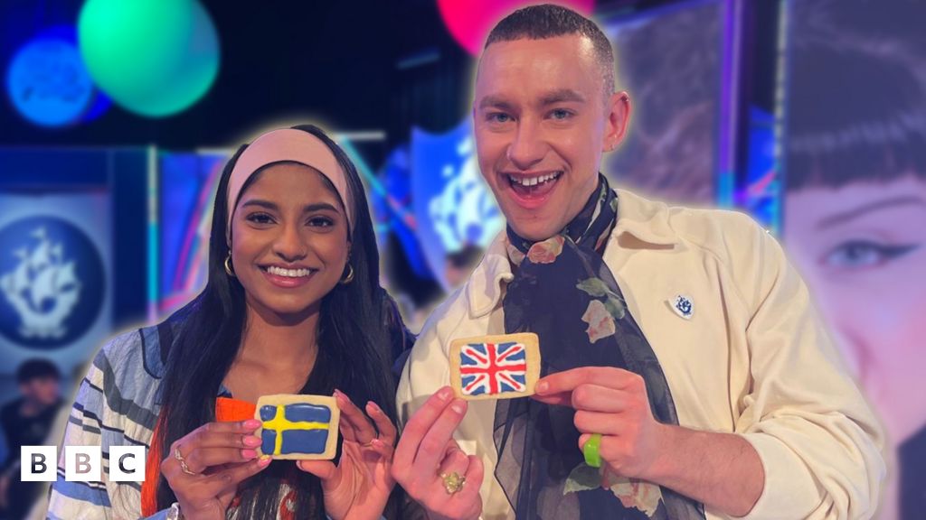 Olly Alexander's Eurovision biscuit bake | Blue Peter bakes | Eurovision recipes | Fun bakes for ...