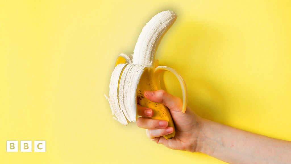 Quiz: Bananas – true or false? - CBBC