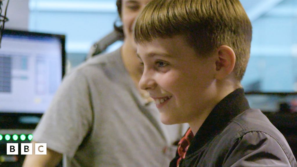 Cel's got a surprise for Jamie! - CBBC