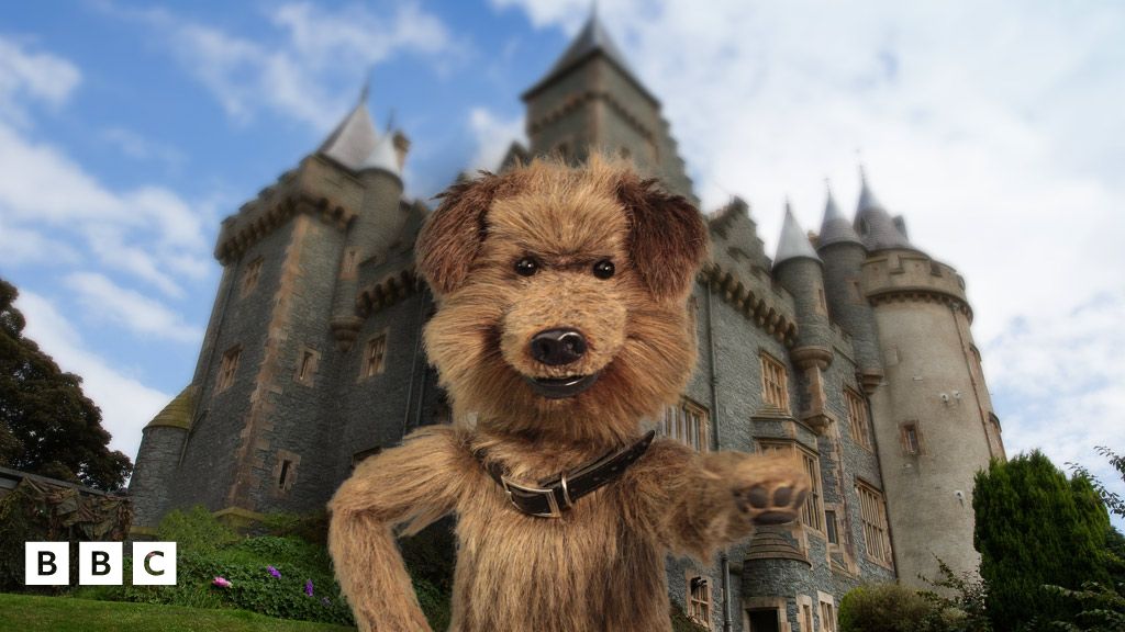 Hacker's Castle - tell us what should happen - CBBC