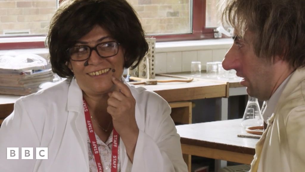 Will Mr Nasal pucker up for Miss Spray? - CBBC