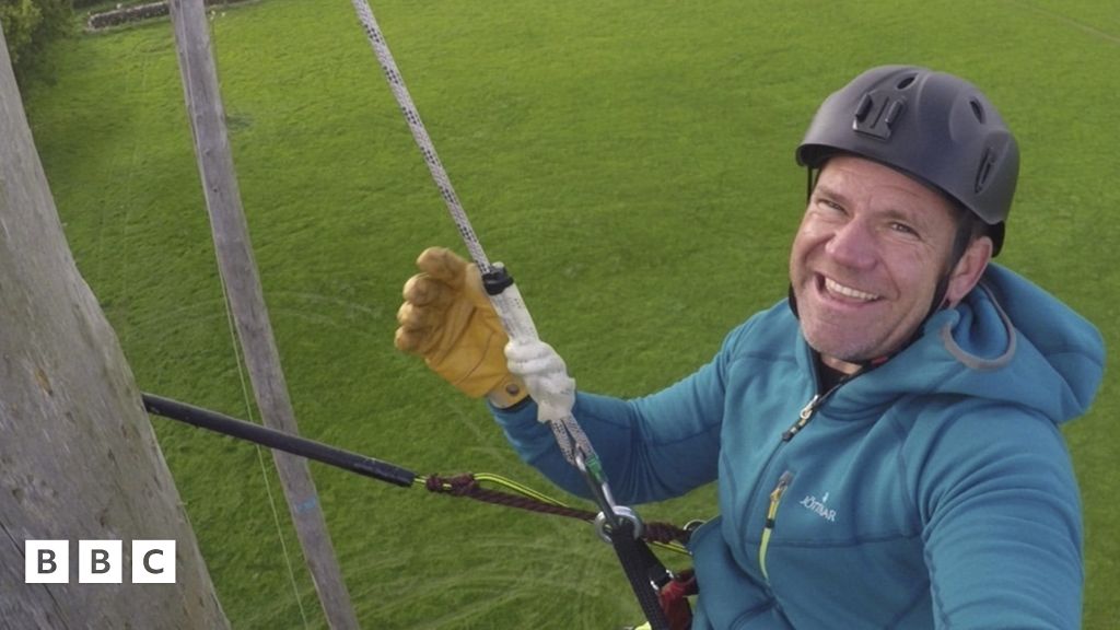 The raptor rope race is on - CBBC