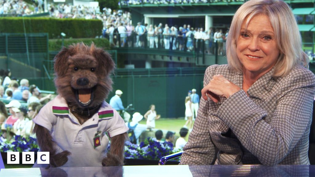 Hacker Meets Sue Barker at Wimbledon...Again - CBBC