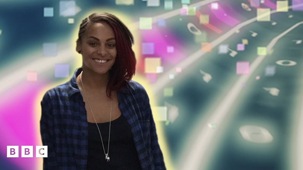 Ask Lucy Hedges a question - CBBC