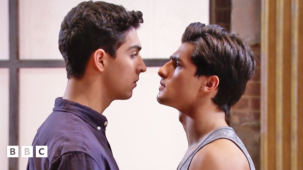 James & Alfie - Showdown - CBBC