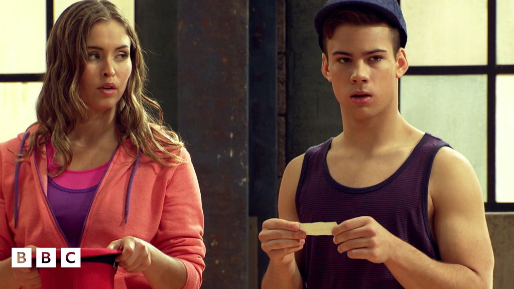 Who will Hunter face in the dance-off? - CBBC