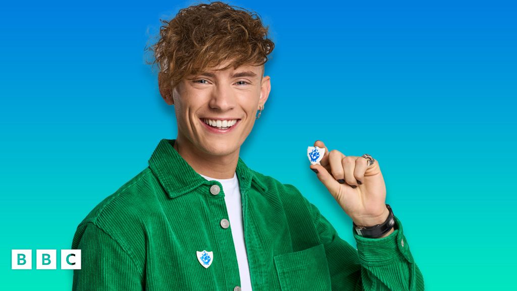 Apply for a Blue Peter badge | Child's Blue Peter badge | Blue Peter ...