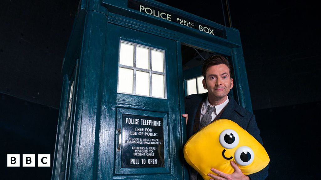 The Doctor reads a CBeebies Bedtime Story - CBeebies