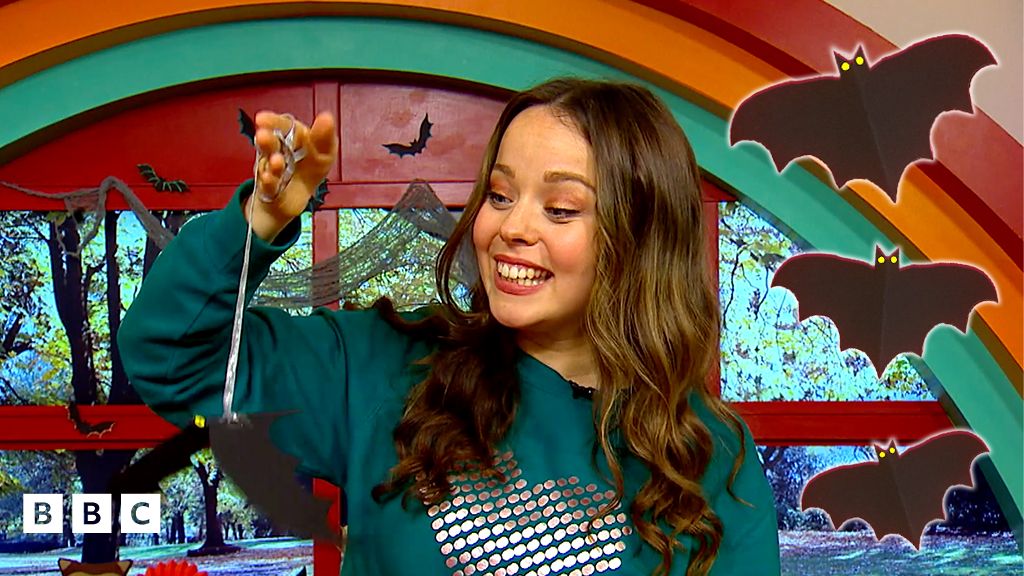 Halloween arts and crafts on CBeebies - CBeebies