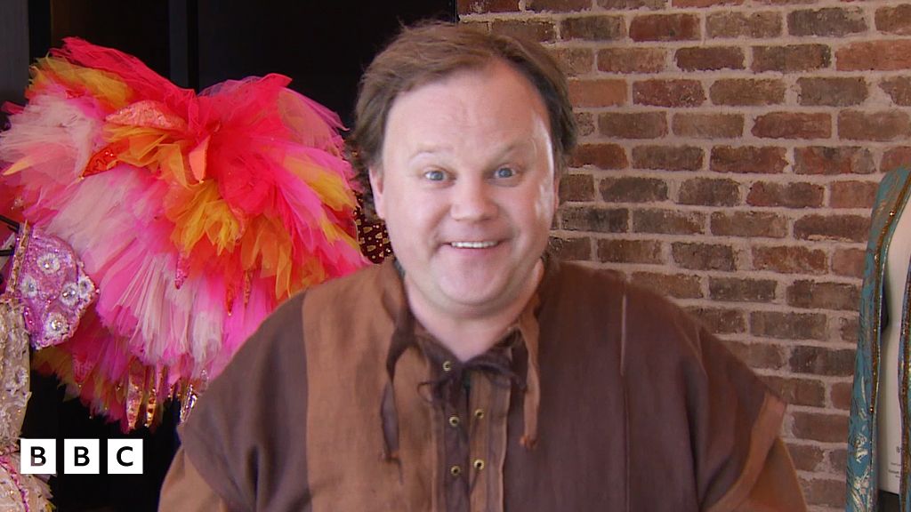 Turn Yourself into a Donkey - CBeebies